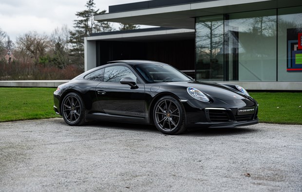 Porsche 991 .2 CARRERA T / FULL LEATHER / PORSCHE SERVICE / SUNROOF / BOSE