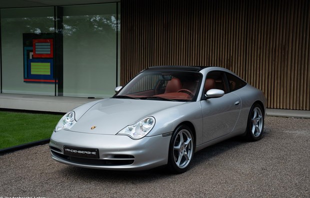 Porsche 996 TARGA/1ST PAINT/FULL HISTORY/FULL LEATHER/SPORTEXH